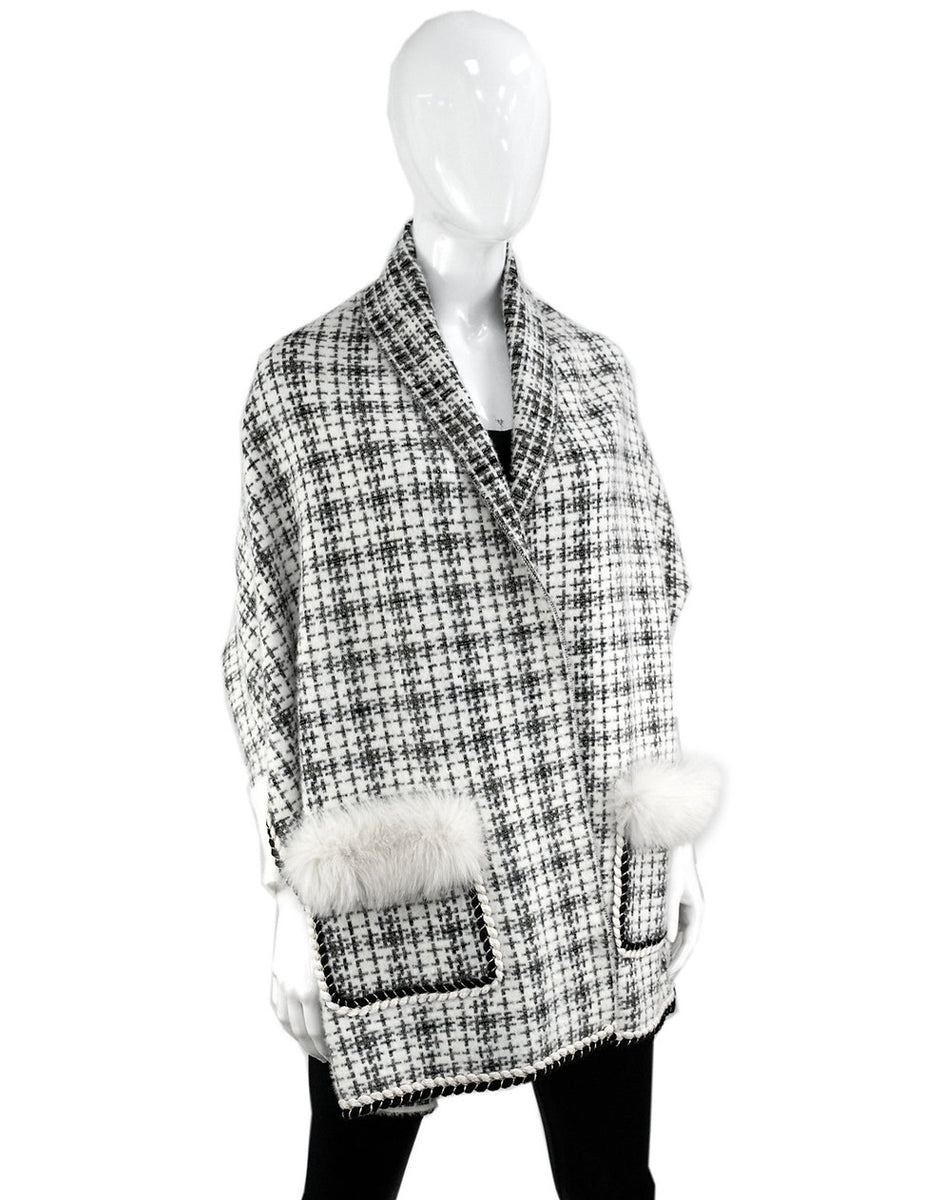 Mitchie’s Ivory and Black Designer Inspired Wrap with Pockets and Fur ...